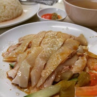 Tiong Bahru Hainanese Chicken Rice & Curry Rice