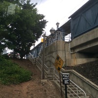 NJT - Metuchen Station (NEC) - Train Station in Metuchen