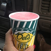 Del's Lemonade - 729 W Main Rd