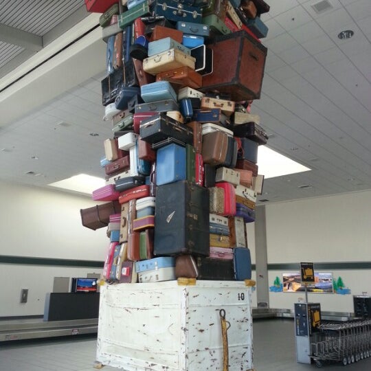 Sacramento International Airport (SMF) - Sacramento, CA