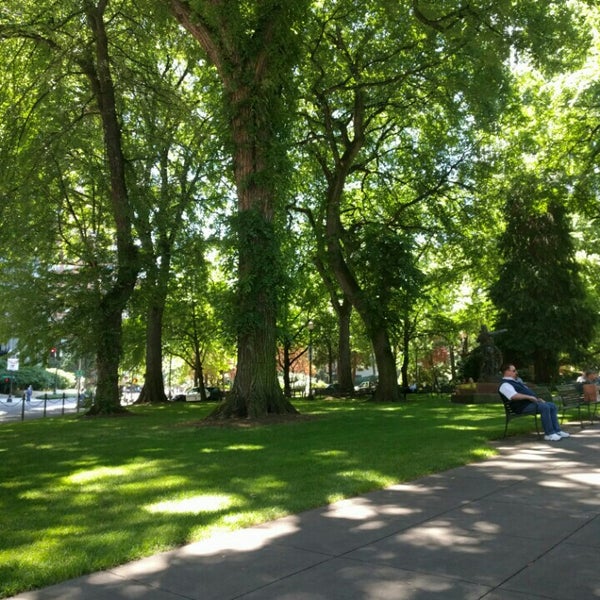 Chapman Square - Downtown Portland - 1 tip from 297 visitors