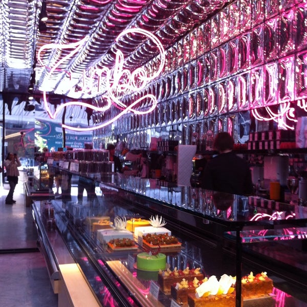 Zumbo - 23 tips from 662 visitors