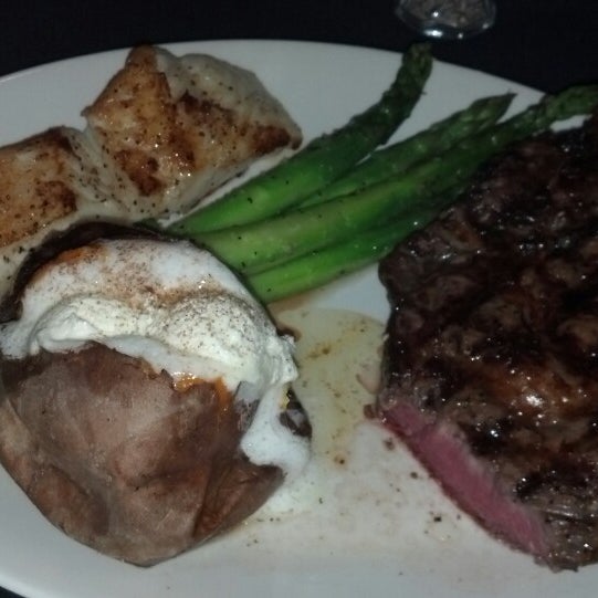 Stoney River Legendary Steaks - Restaurant in Cumberland