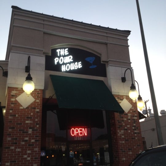 The Pour House - Bar in Dallas