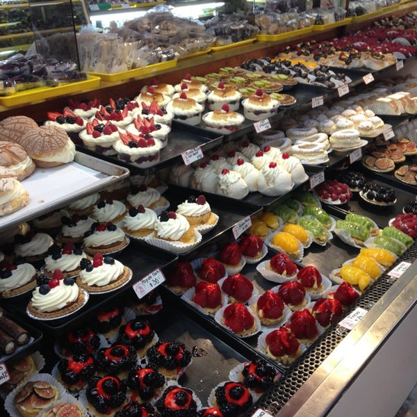 Pastelería Suiza - Pie Shop in Condesa