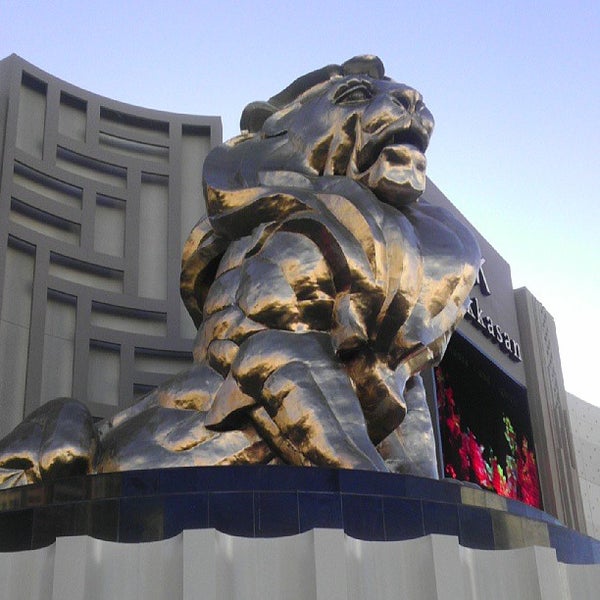 MGM Grand Lion Statue (Now Closed) - Plaza in The Strip