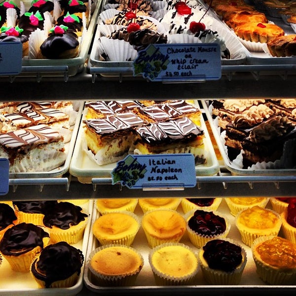 Madonia Bakery - Bakery in Bronx