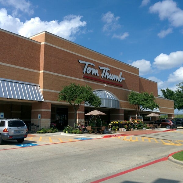Tom Thumb - Grocery Store