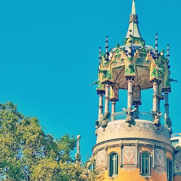 La Rotonda - Building in Barcelona