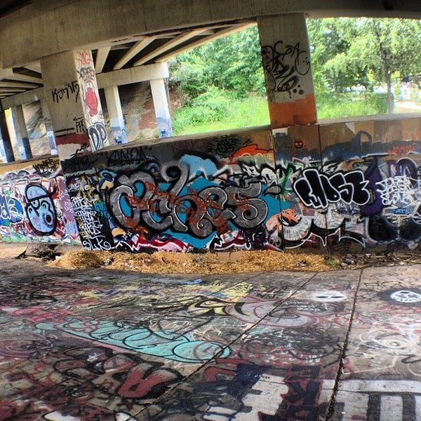 Atlanta BeltLine Corridor under Freedom Pkwy - Inman Park - 3 tips from ...