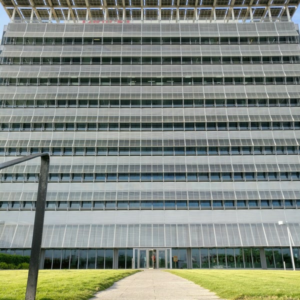 Digicel Global HeadQuarters - 8 tips