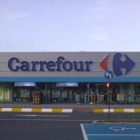 Carrefour Hypermarkt - Supermarket