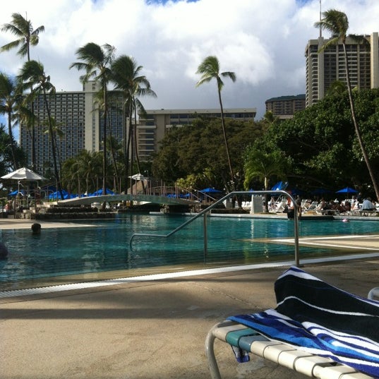 Hale Koa Hotel Poolside - Waikiki - Honolulu, HI