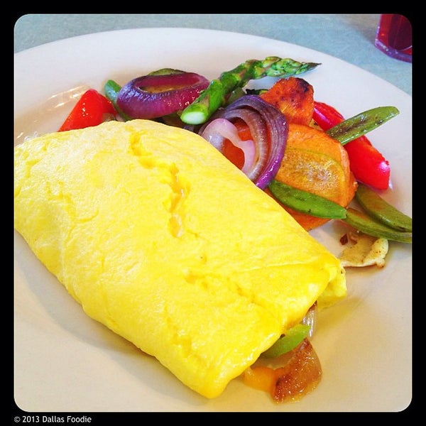 Dream Cafe - Village on The Parkway - 5100 Belt Line Rd Ste 208