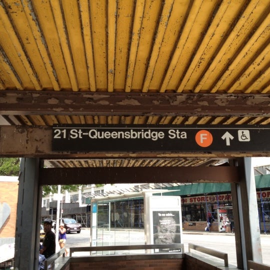 MTA Subway - 21st St/Queensbridge (F) - Queensbridge - 9 tips