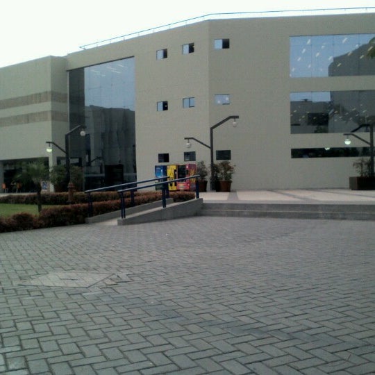 Facultad de Ingeniería y Arquitectura - FIA USMP - La Molina - Av. La ...