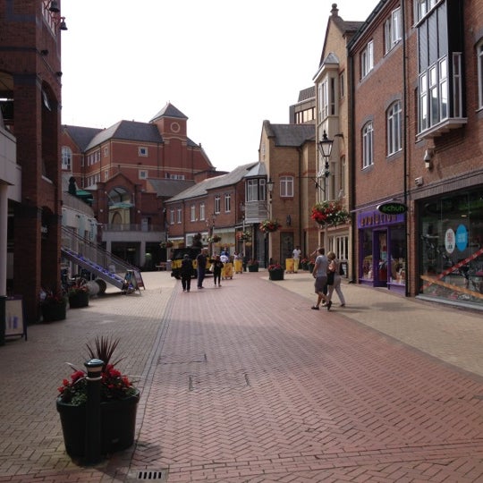 Orchard Square - Shopping Mall in Sheffield