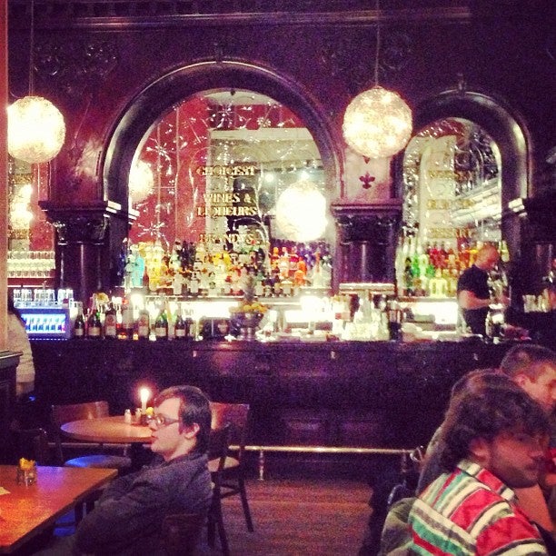 Oranium Corner - Berlin