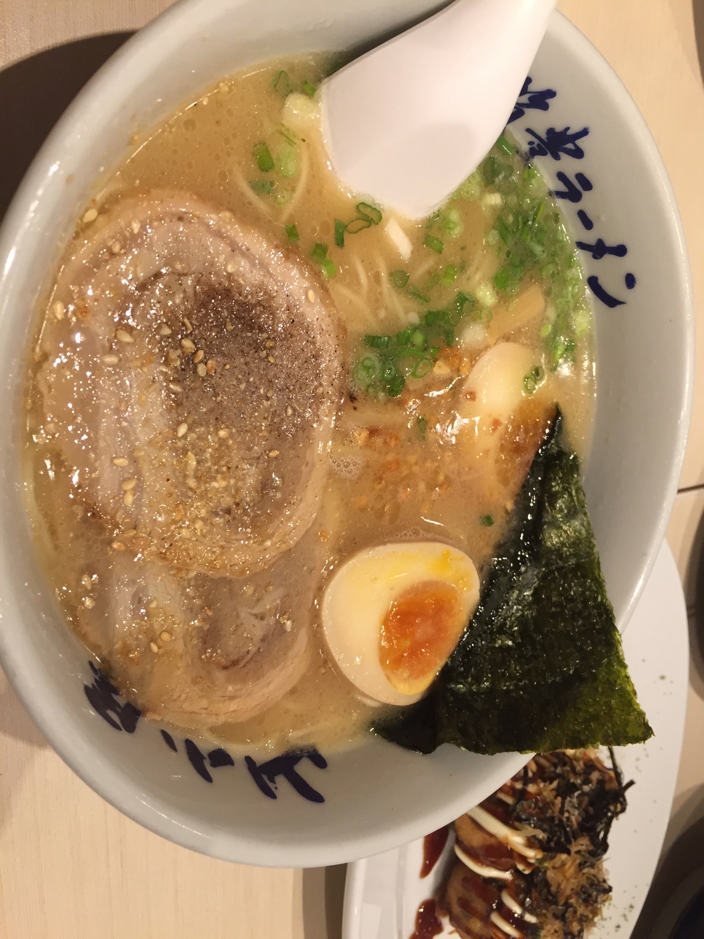 Yamagoya Ramen (ยามาโกย่า ราเมน) in Silom Bangkok | OpenRice Thailand