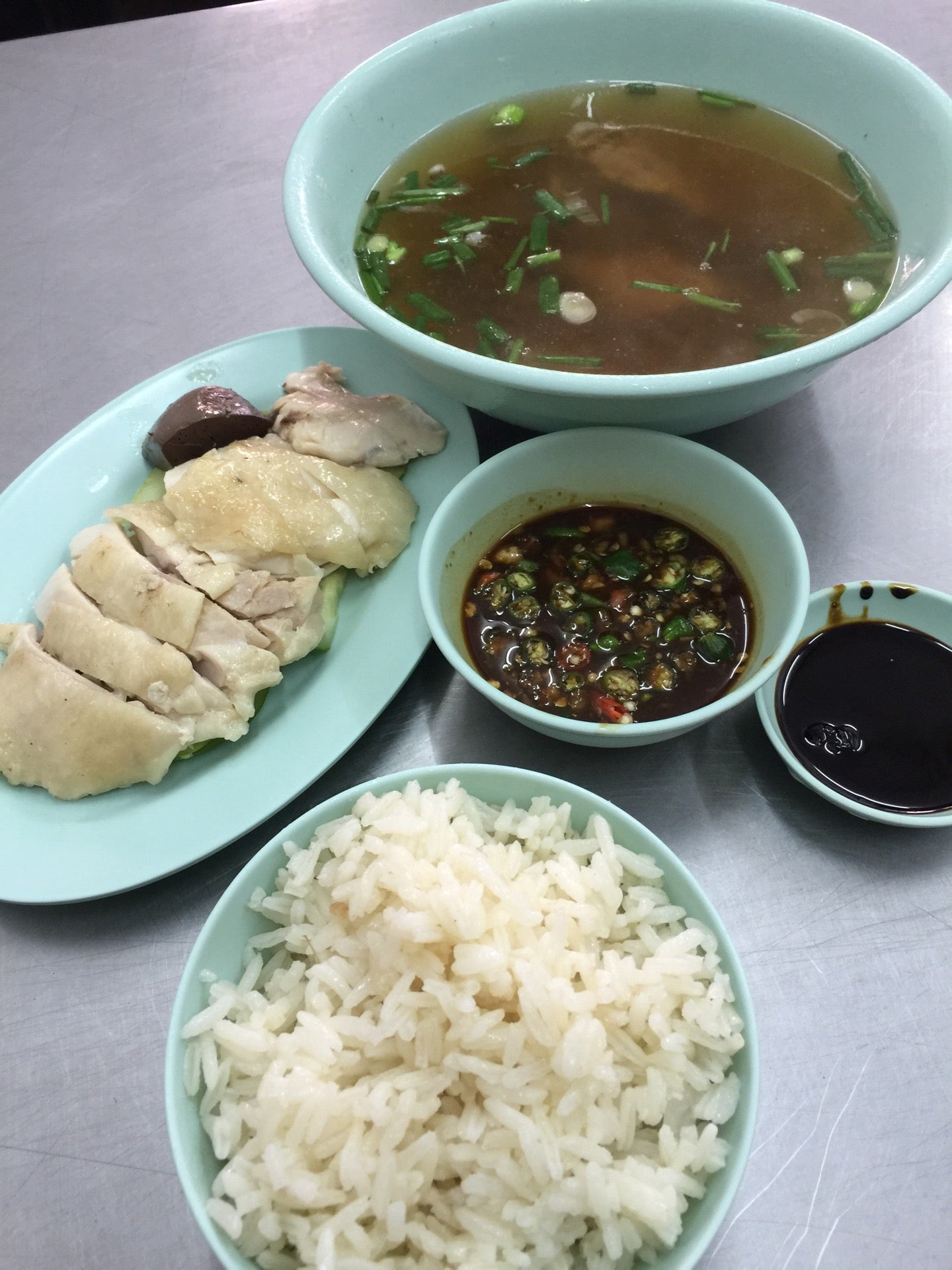 Mongkolchai Chicken Rice in Bang Khun Phrom Bangkok | OpenRice Thailand